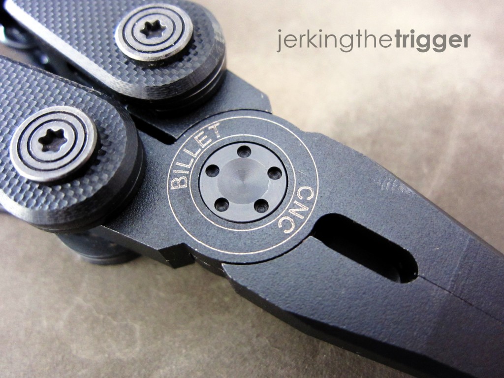 Review: Multitasker Series 2 | Jerking the Trigger