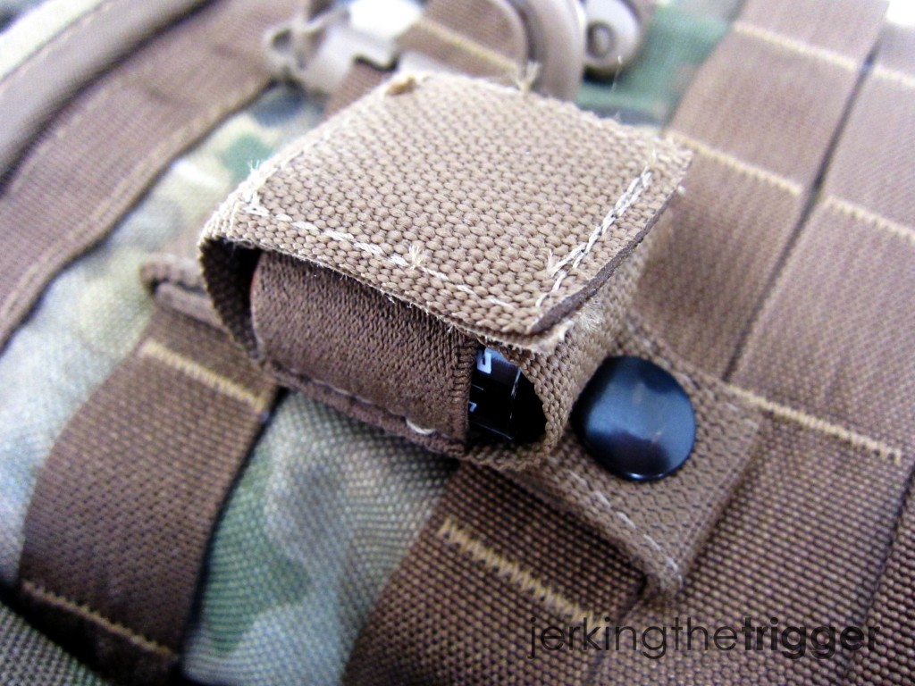 Review: Diamondback Tactical MOLLE CR123 Battery Holder | Jerking the ...