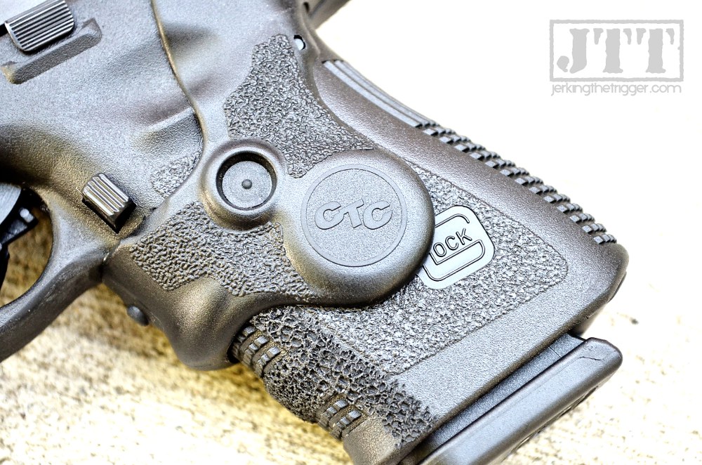Review: Crimson Trace LG-417 LaserGrips for GLOCK | Jerking the Trigger