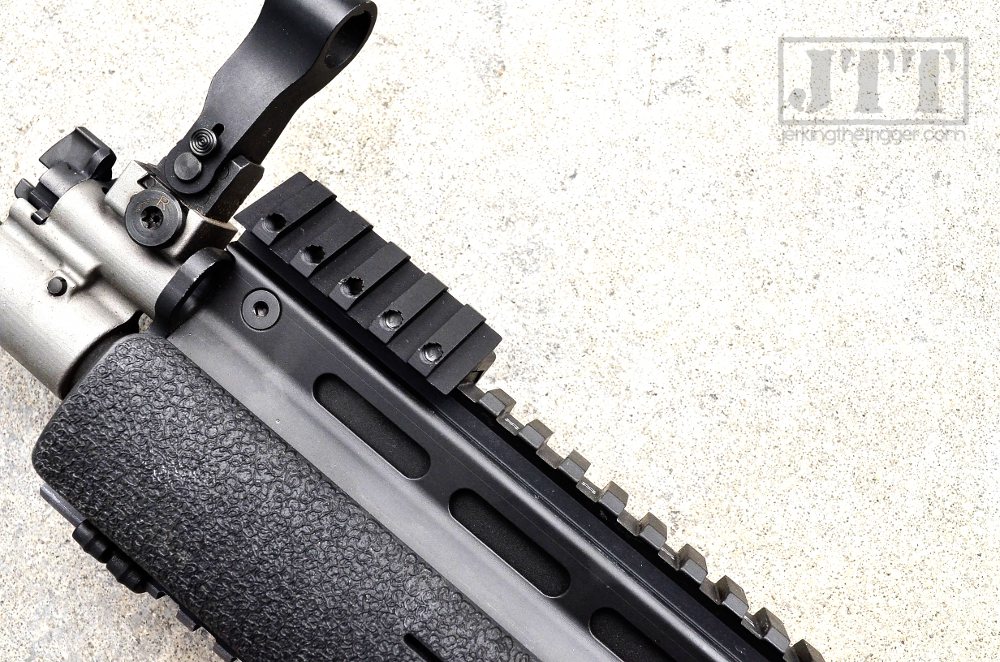 Review: THORNTAIL Offset Adaptive Light Mount from Haley Strategic ...