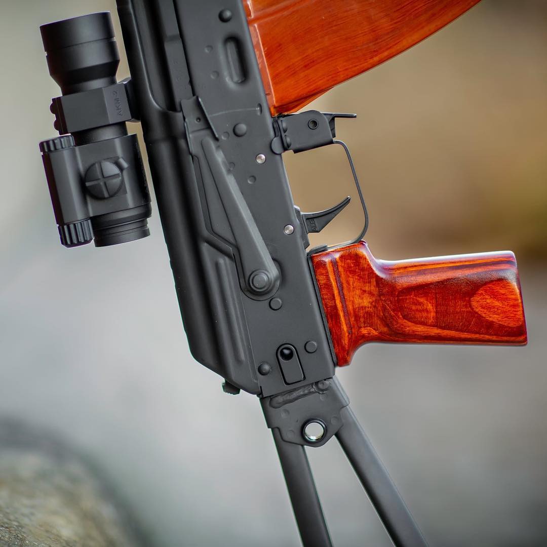 Echo Nine Three Eighty Five Grip | Jerking the Trigger