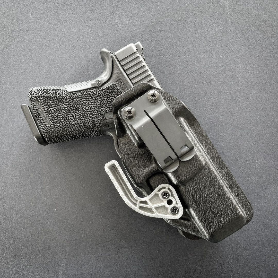 Review: Harry’s Holsters Singleton IWB Holster | Jerking the Trigger